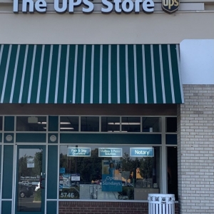 The UPS Store in Clifton,VA - Uahot